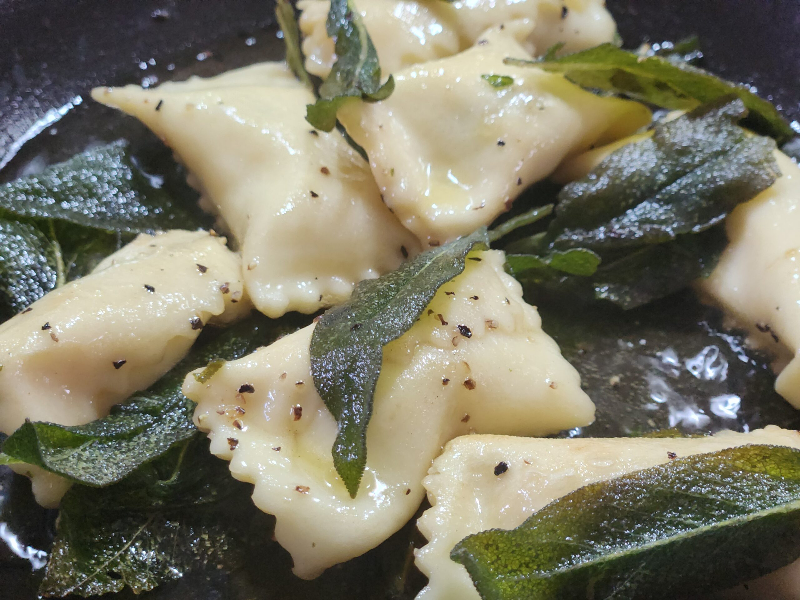 Agnolotti di Ricotta in Burn Butter Sage Sauce - Rosa